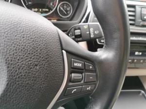 Black BMW 320 2018 in Riga, with an engine capacity of 2.00 L and mileage of 223 thousand km for 13900 €, photo 17 on AUTOMOTO.COM.LV