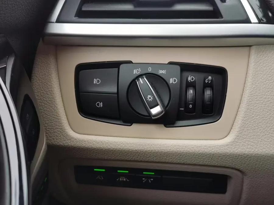Черный БМВ 320 2018 в Кулдига, объемом двигателя 2.00 л и пробегом 223 тыс. км за 13900 €, фото 20 на AUTOMOTO.COM.LV