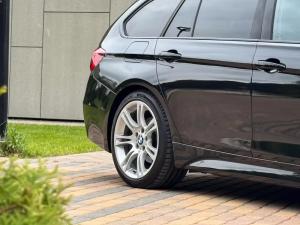 Black BMW 320 2018 in Riga, with an engine capacity of 2.00 L and mileage of 198 thousand km for 4900 €, photo 7 on AUTOMOTO.COM.LV
