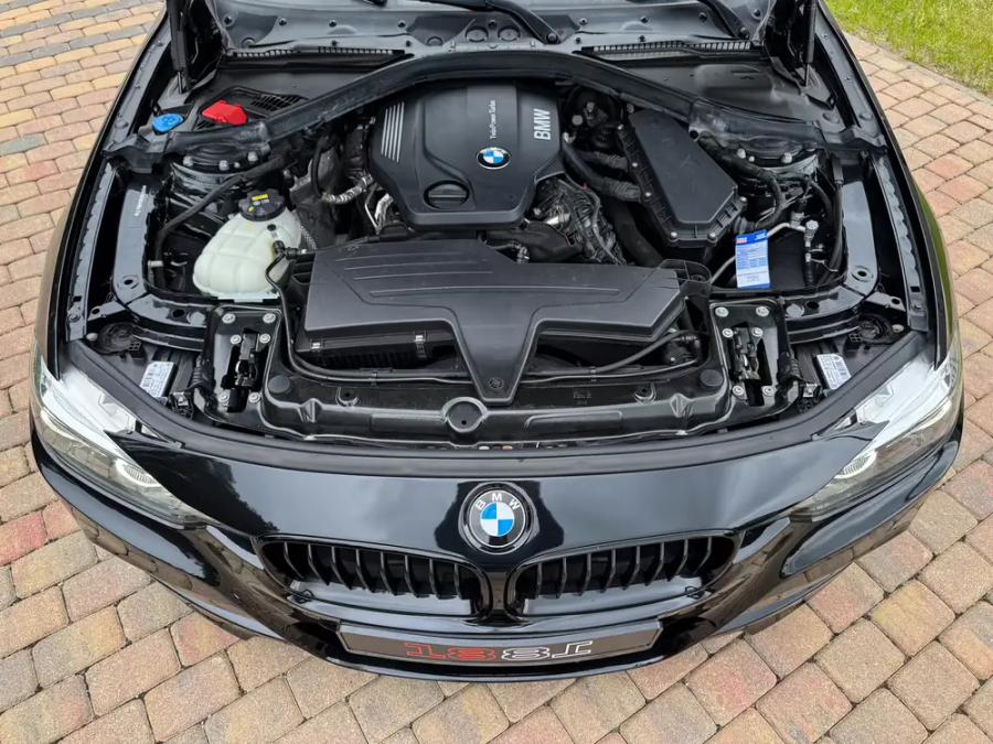 Black BMW 320 2018 in Riga, with an engine capacity of 2.00 L and mileage of 198 thousand km for 4900 €, photo 17 on AUTOMOTO.COM.LV