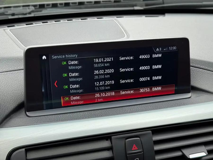 Black BMW 320 2018 in Riga, with an engine capacity of 2.00 L and mileage of 198 thousand km for 4900 €, photo 31 on AUTOMOTO.COM.LV