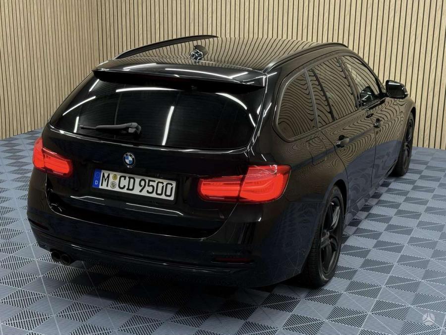 Melns BMW 320 2018 Marijampole, ar dzinēja tilpumu 2.00 L un nobraukumu 363 tūkst. km par 11200 €, foto 13 vietnē AUTOMOTO.COM.LV