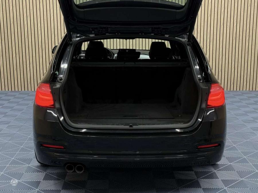 Melns BMW 320 2018 Marijampole, ar dzinēja tilpumu 2.00 L un nobraukumu 363 tūkst. km par 11200 €, foto 15 vietnē AUTOMOTO.COM.LV