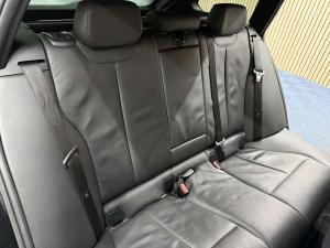 Melns BMW 320 2018 Marijampole, ar dzinēja tilpumu 2.00 L un nobraukumu 363 tūkst. km par 11200 €, foto 18 vietnē AUTOMOTO.COM.LV