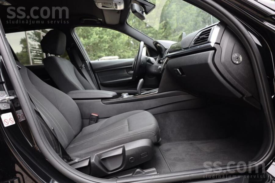 Black BMW 320 2018 in Riga, with an engine capacity of 2.00 L and mileage of 222 thousand km for 12495 €, photo 15 on AUTOMOTO.COM.LV