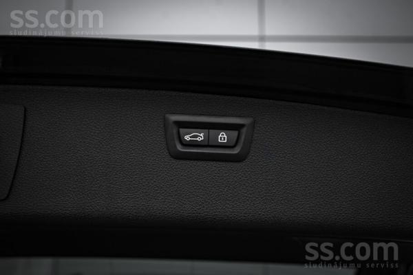 Melns BMW 320 2018 Rīga, ar dzinēja tilpumu 2.00 L un nobraukumu 192 tūkst. km par 14995 €, foto 10 vietnē AUTOMOTO.COM.LV