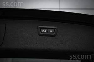 Black BMW 320 2018 in Riga, with an engine capacity of 2.00 L and mileage of 192 thousand km for 14995 €, photo 11 on AUTOMOTO.COM.LV