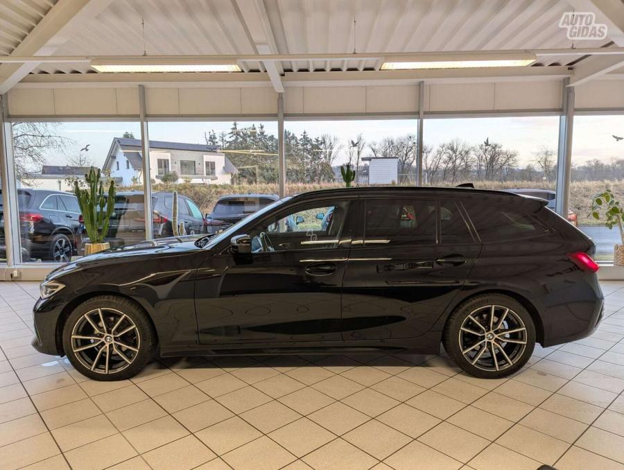Black BMW 320 2019 in Kaunas, with an engine capacity of 2.00 L and mileage of 94 thousand km for 26469 €, photo 4 on AUTOMOTO.COM.LV