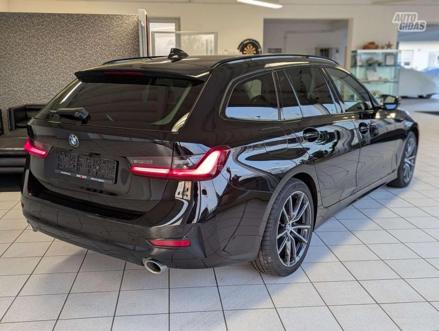 Black BMW 320 2019 in Kaunas, with an engine capacity of 2.00 L and mileage of 94 thousand km for 26469 €, photo 7 on AUTOMOTO.COM.LV