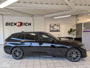 Black BMW 320 2019 in Kaunas, with an engine capacity of 2.00 L and mileage of 94 thousand km for 26469 €, photo 8 on AUTOMOTO.COM.LV