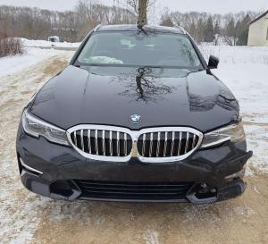 Melns BMW 320 2019 Elektrėnai, ar dzinēja tilpumu 2.00 L un nobraukumu 122 tūkst. km par 12200 €, foto 7 vietnē AUTOMOTO.COM.LV