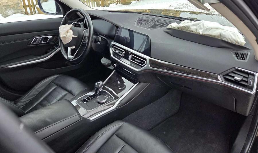 Melns BMW 320 2019 Elektrėnai, ar dzinēja tilpumu 2.00 L un nobraukumu 122 tūkst. km par 12200 €, foto 13 vietnē AUTOMOTO.COM.LV