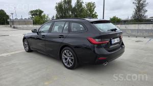 Black BMW 320 2019 in Riga, with an engine capacity of 2.00 L and mileage of 192 thousand km for 18500 €, photo 5 on AUTOMOTO.COM.LV