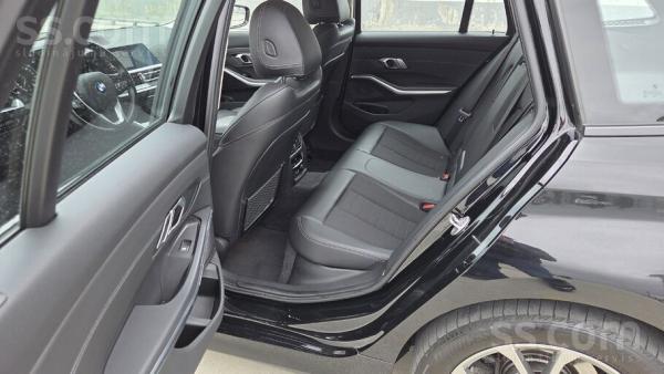 Melns BMW 320 2019 Rīga, ar dzinēja tilpumu 2.00 L un nobraukumu 192 tūkst. km par 18500 €, foto 6 vietnē AUTOMOTO.COM.LV