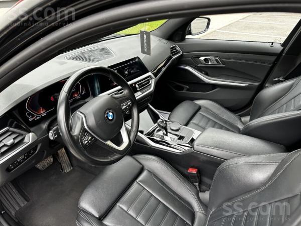 Black BMW 320 2019 in Riga, with an engine capacity of 2.00 L and mileage of 250 thousand km for 15990 €, photo 5 on AUTOMOTO.COM.LV