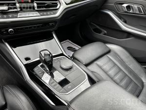 Melns BMW 320 2019 Rīga, ar dzinēja tilpumu 2.00 L un nobraukumu 250 tūkst. km par 15990 €, foto 13 vietnē AUTOMOTO.COM.LV
