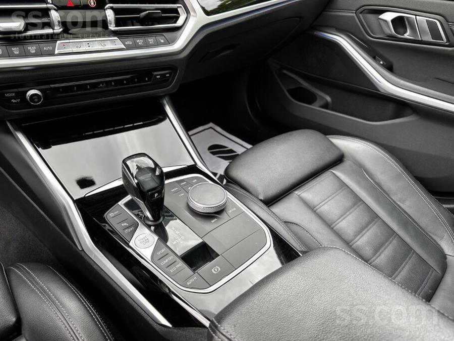 Melns BMW 320 2019 Rīga, ar dzinēja tilpumu 2.00 L un nobraukumu 250 tūkst. km par 15990 €, foto 13 vietnē AUTOMOTO.COM.LV