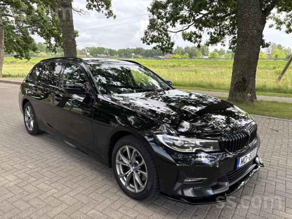 Black BMW 320 2019 in Valmiera, with an engine capacity of 2.00 L and mileage of 366 thousand km for 16700 €, photo 5 on AUTOMOTO.COM.LV