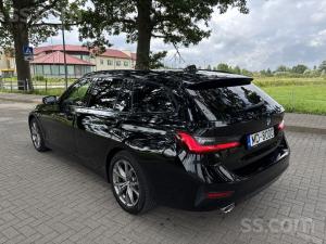 Black BMW 320 2019 in Valmiera, with an engine capacity of 2.00 L and mileage of 366 thousand km for 16700 €, photo 13 on AUTOMOTO.COM.LV