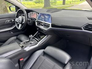 Black BMW 320 2019 in Valmiera, with an engine capacity of 2.00 L and mileage of 366 thousand km for 16700 €, photo 23 on AUTOMOTO.COM.LV