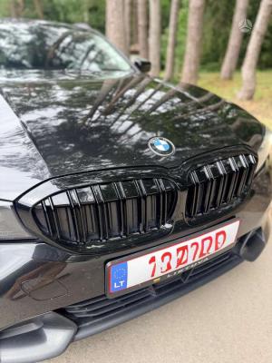 Melns BMW 320 2019 Šauļi, ar dzinēja tilpumu 2.00 L un nobraukumu 271 tūkst. km par 15900 €, foto 7 vietnē AUTOMOTO.COM.LV