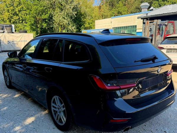 Black BMW 320 2019 in Taurage, with an engine capacity of 2.00 L and mileage of 242 thousand km for 10900 €, photo 3 on AUTOMOTO.COM.LV