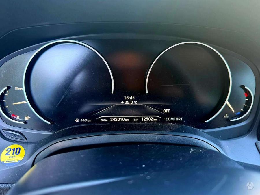 Black BMW 320 2019 in Taurage, with an engine capacity of 2.00 L and mileage of 242 thousand km for 10900 €, photo 8 on AUTOMOTO.COM.LV