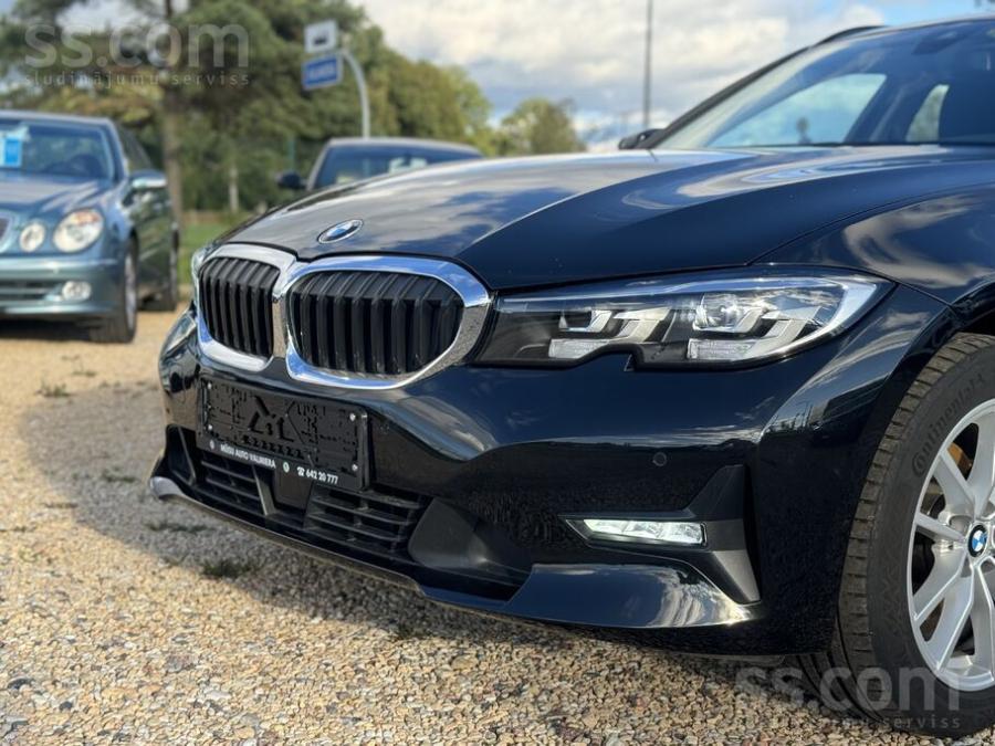 Black BMW 320 2019 in Valmiera, with an engine capacity of 2.00 L and mileage of 140 thousand km for 17490 €, photo 3 on AUTOMOTO.COM.LV