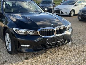 Black BMW 320 2019 in Valmiera, with an engine capacity of 2.00 L and mileage of 140 thousand km for 17490 €, photo 5 on AUTOMOTO.COM.LV