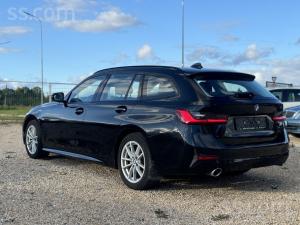 Black BMW 320 2019 in Valmiera, with an engine capacity of 2.00 L and mileage of 140 thousand km for 17490 €, photo 11 on AUTOMOTO.COM.LV