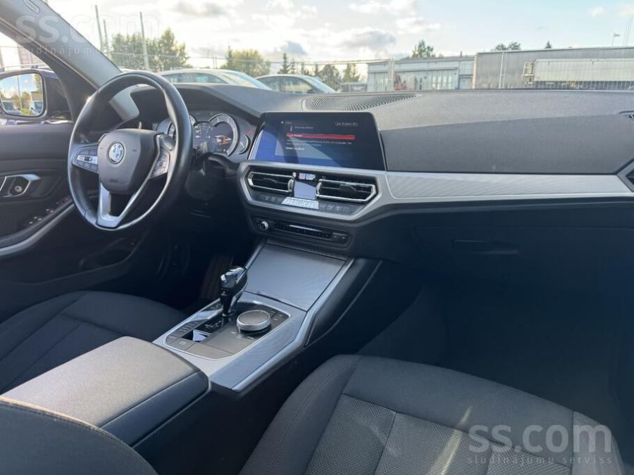 Black BMW 320 2019 in Valmiera, with an engine capacity of 2.00 L and mileage of 140 thousand km for 17490 €, photo 15 on AUTOMOTO.COM.LV