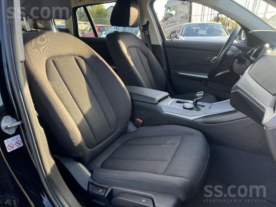 Black BMW 320 2019 in Valmiera, with an engine capacity of 2.00 L and mileage of 140 thousand km for 17490 €, photo 17 on AUTOMOTO.COM.LV