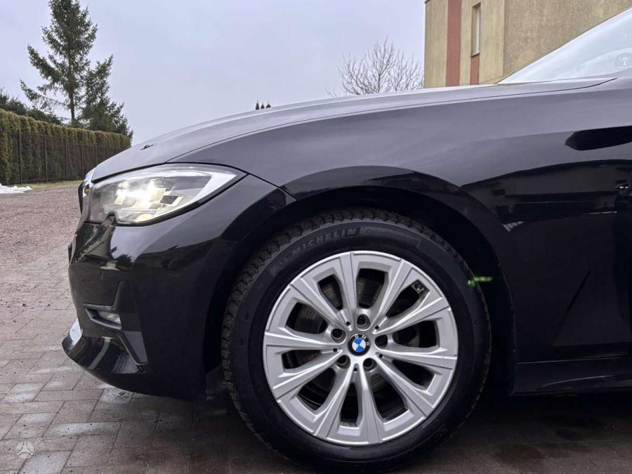 Melns BMW 320 2020 Kauņa, ar dzinēja tilpumu 2.00 L un nobraukumu 201 tūkst. km par 17499 €, foto 8 vietnē AUTOMOTO.COM.LV