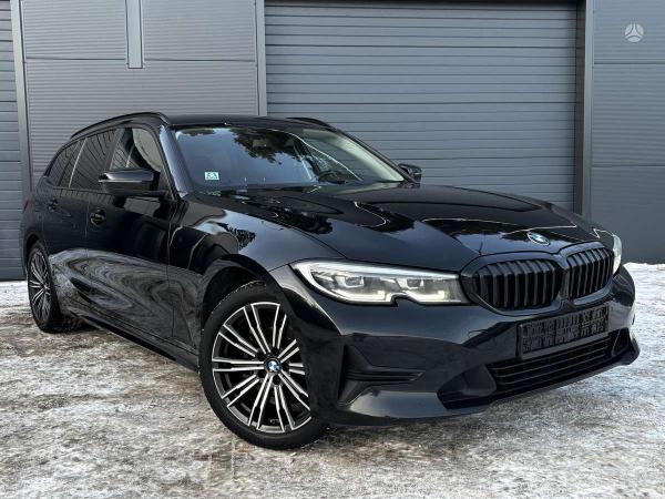 Melns BMW 320 2020 Utena, ar dzinēja tilpumu 2.00 L un nobraukumu 255 tūkst. km par 16500 €, foto 1 vietnē AUTOMOTO.COM.LV