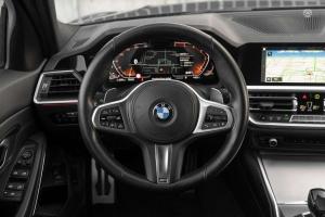 Melns BMW 320 2020 Viļņa, ar dzinēja tilpumu 2.00 L un nobraukumu 191 tūkst. km par 18999 €, foto 18 vietnē AUTOMOTO.COM.LV