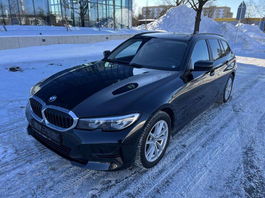 Black BMW 320 2020 in Panevezys, with an engine capacity of 2.00 L and mileage of 297 thousand km for 15250 €, photo 4 on AUTOMOTO.COM.LV