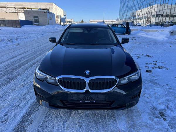 Melns BMW 320 2020 Panevēža, ar dzinēja tilpumu 2.00 L un nobraukumu 297 tūkst. km par 15250 €, foto 6 vietnē AUTOMOTO.COM.LV