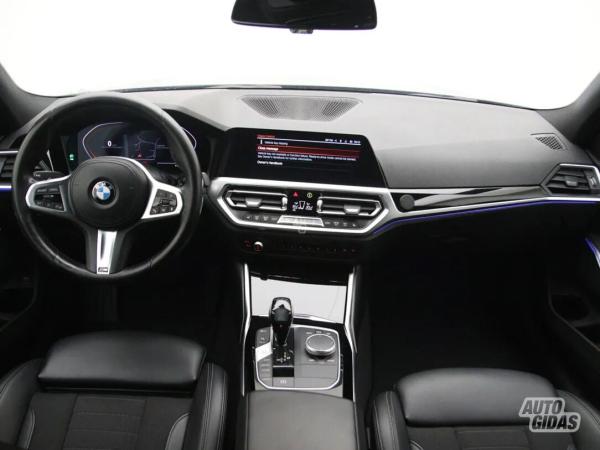 Black BMW 320 2020 in Vilnius, with an engine capacity of 2.00 L and mileage of 161 thousand km for 19999 €, photo 2 on AUTOMOTO.COM.LV