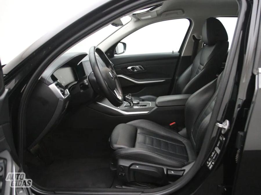 Melns BMW 320 2020 Viļņa, ar dzinēja tilpumu 2.00 L un nobraukumu 131 tūkst. km par 23499 €, foto 5 vietnē AUTOMOTO.COM.LV