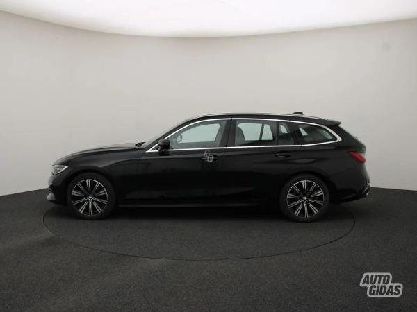 Black BMW 320 2020 in Vilnius, with an engine capacity of 2.00 L and mileage of 131 thousand km for 23499 €, photo 6 on AUTOMOTO.COM.LV