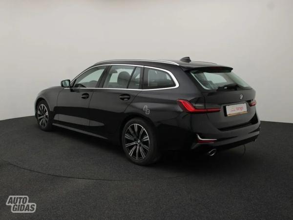 Black BMW 320 2020 in Vilnius, with an engine capacity of 2.00 L and mileage of 131 thousand km for 23499 €, photo 7 on AUTOMOTO.COM.LV