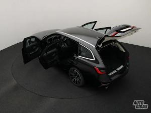 Melns BMW 320 2020 Viļņa, ar dzinēja tilpumu 2.00 L un nobraukumu 131 tūkst. km par 23499 €, foto 14 vietnē AUTOMOTO.COM.LV