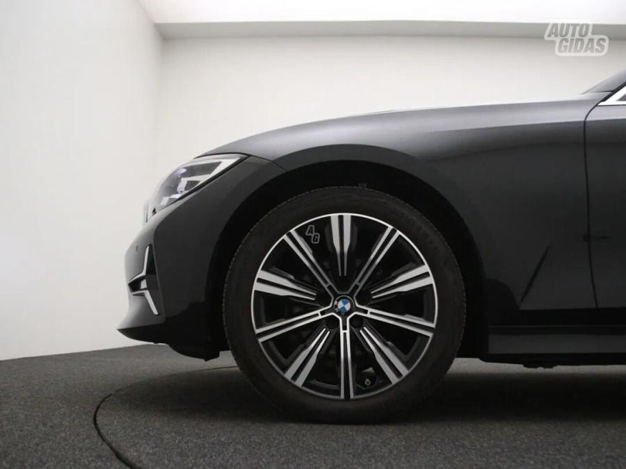 Melns BMW 320 2020 Viļņa, ar dzinēja tilpumu 2.00 L un nobraukumu 131 tūkst. km par 23499 €, foto 29 vietnē AUTOMOTO.COM.LV