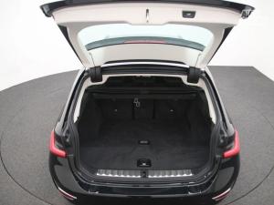 Melns BMW 320 2020 Viļņa, ar dzinēja tilpumu 2.00 L un nobraukumu 131 tūkst. km par 23499 €, foto 37 vietnē AUTOMOTO.COM.LV