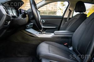 Черный БМВ 320 2020 в Тукумс, объемом двигателя 2.00 л и пробегом 173 тыс. км за 19100 €, фото 17 на AUTOMOTO.COM.LV