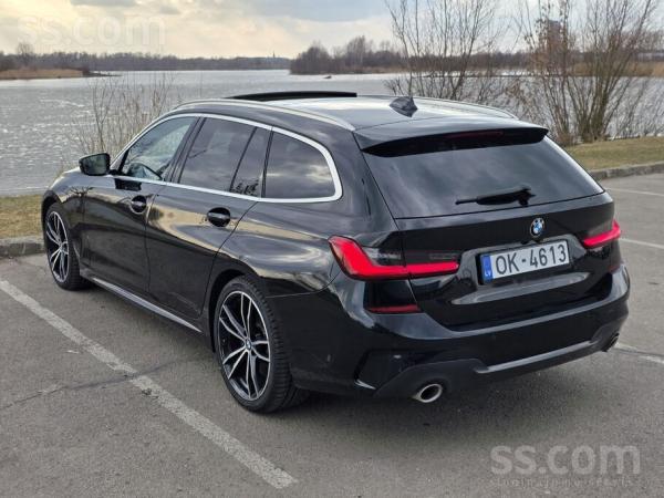 Melns BMW 320 2020 Rīga, ar dzinēja tilpumu 2.00 L un nobraukumu 208 tūkst. km par 17990 €, foto 3 vietnē AUTOMOTO.COM.LV