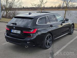 Black BMW 320 2020 in Riga, with an engine capacity of 2.00 L and mileage of 208 thousand km for 17990 €, photo 5 on AUTOMOTO.COM.LV