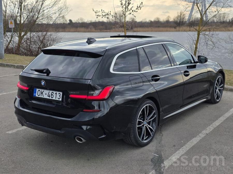 Black BMW 320 2020 in Riga, with an engine capacity of 2.00 L and mileage of 208 thousand km for 17990 €, photo 5 on AUTOMOTO.COM.LV