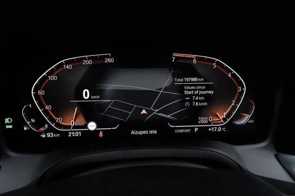 Black BMW 320 2020 in Jelgava, with an engine capacity of 2.00 L and mileage of 197 thousand km for 21900 €, photo 8 on AUTOMOTO.COM.LV