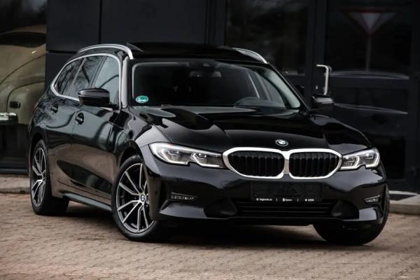 Black BMW 320 2020 in Jelgava, with an engine capacity of 2.00 L and mileage of 120 thousand km for 23800 €, photo 1 on AUTOMOTO.COM.LV